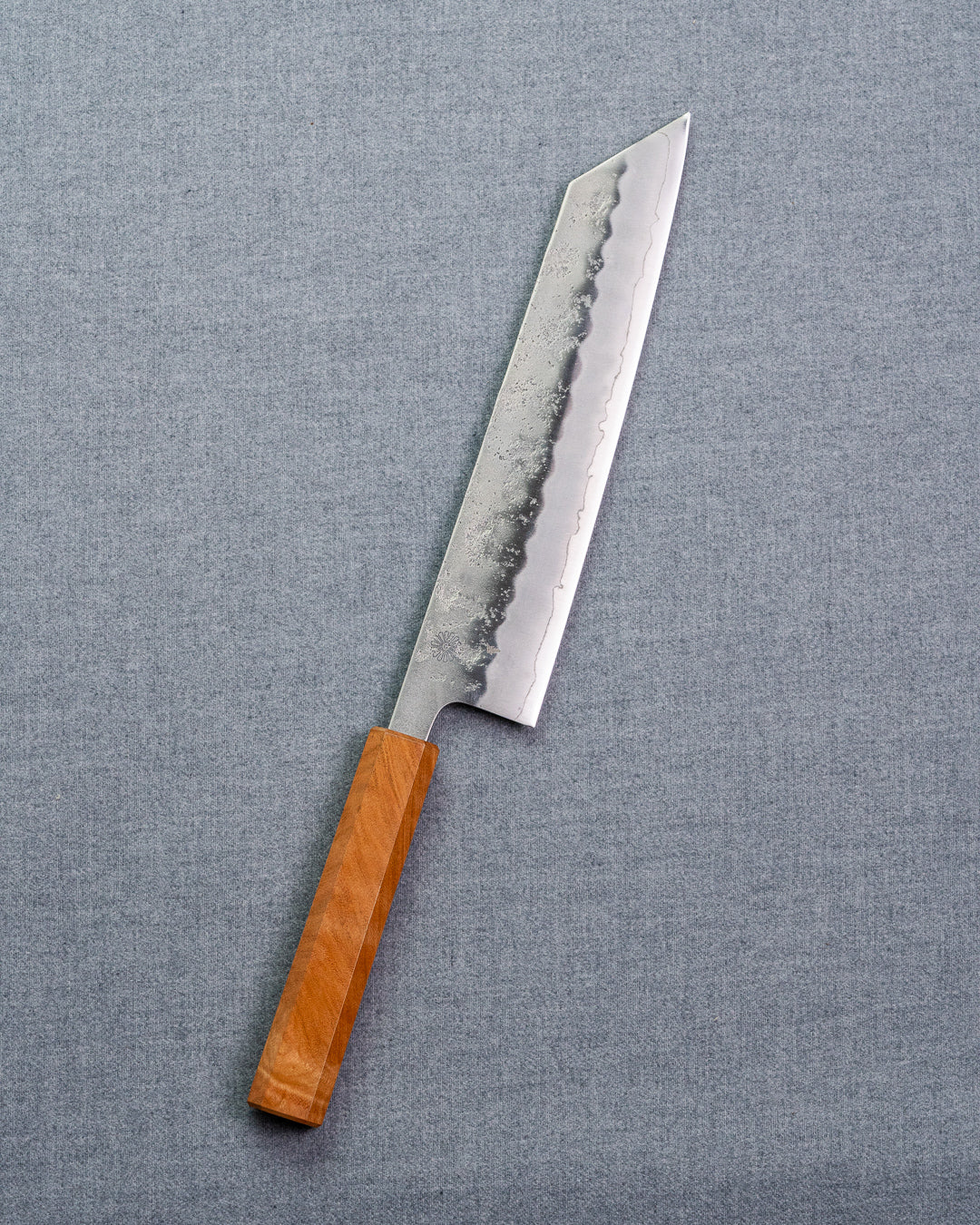 KIKUSUMI Sakura Nashiji Kiritsuke Gyuto 210 mm – Tomatosharp